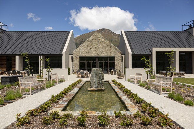 Queenstown Country Club Clubhouse - Powell Fenwick